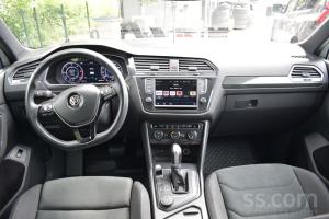 Balts Volkswagen Tiguan 2017 Kuldīga, ar dzinēja tilpumu 2.00 L un nobraukumu 0 tūkst. km par 15550 €, foto 24 vietnē AUTOMOTO.COM.LV