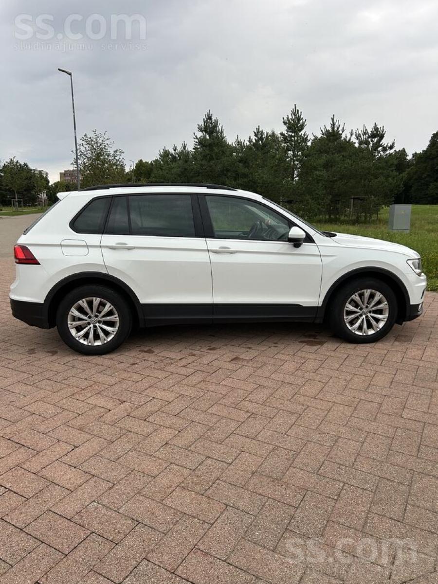 Balts Volkswagen Tiguan 2017 Rīga, ar dzinēja tilpumu 2.00 L un nobraukumu 203 tūkst. km par 11900 €, foto 1 vietnē AUTOMOTO.COM.LV