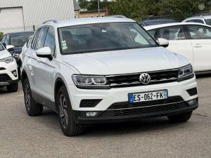 White Volkswagen Tiguan 2017 in Vilnius, with an engine capacity of 1.97 L and mileage of 131 thousand km for 13999 €, photo 3 on AUTOMOTO.COM.LV