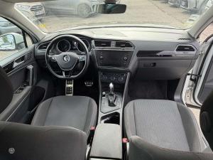 White Volkswagen Tiguan 2017 in Vilnius, with an engine capacity of 1.97 L and mileage of 131 thousand km for 13999 €, photo 10 on AUTOMOTO.COM.LV