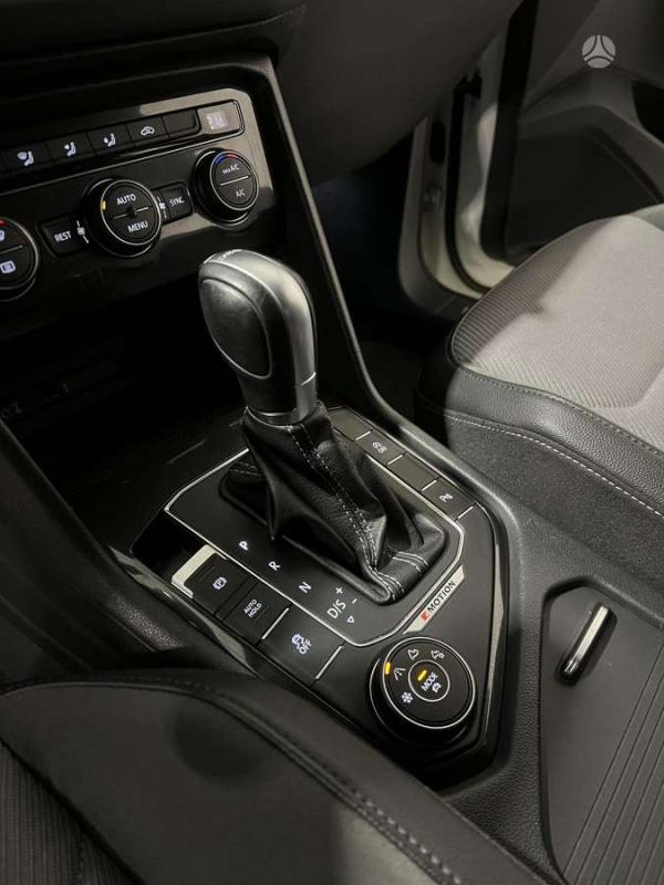 Balts Volkswagen Tiguan 2017 Klaipėda, ar dzinēja tilpumu 1.97 L un nobraukumu 233 tūkst. km par 17999 €, foto 7 vietnē AUTOMOTO.COM.LV
