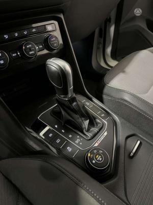 Balts Volkswagen Tiguan 2017 Klaipėda, ar dzinēja tilpumu 1.97 L un nobraukumu 233 tūkst. km par 17999 €, foto 8 vietnē AUTOMOTO.COM.LV