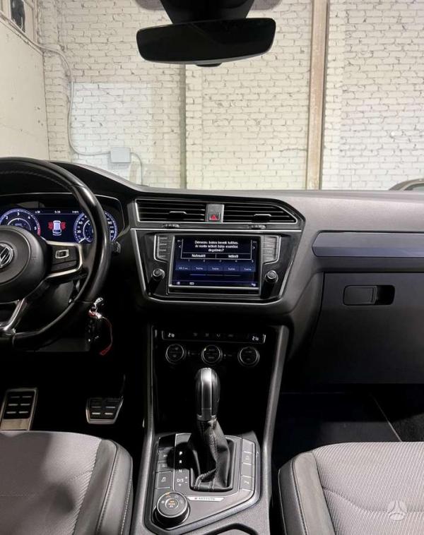 Balts Volkswagen Tiguan 2017 Klaipėda, ar dzinēja tilpumu 1.97 L un nobraukumu 233 tūkst. km par 17999 €, foto 9 vietnē AUTOMOTO.COM.LV