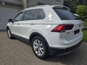 White Volkswagen Tiguan 2017 in Ukmerge, with an engine capacity of 1.97 L and mileage of 240 thousand km for 13950 €, photo 6 on AUTOMOTO.COM.LV