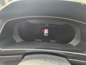 White Volkswagen Tiguan 2017 in Ukmerge, with an engine capacity of 1.97 L and mileage of 240 thousand km for 13950 €, photo 13 on AUTOMOTO.COM.LV