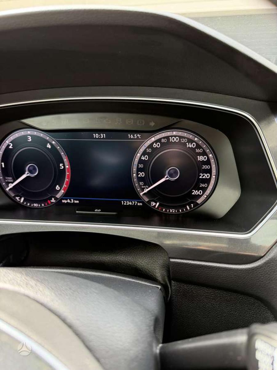 Balts Volkswagen Tiguan 2017 Biržai, ar dzinēja tilpumu 1.97 L un nobraukumu 12 tūkst. km par 16900 €, foto 4 vietnē AUTOMOTO.COM.LV