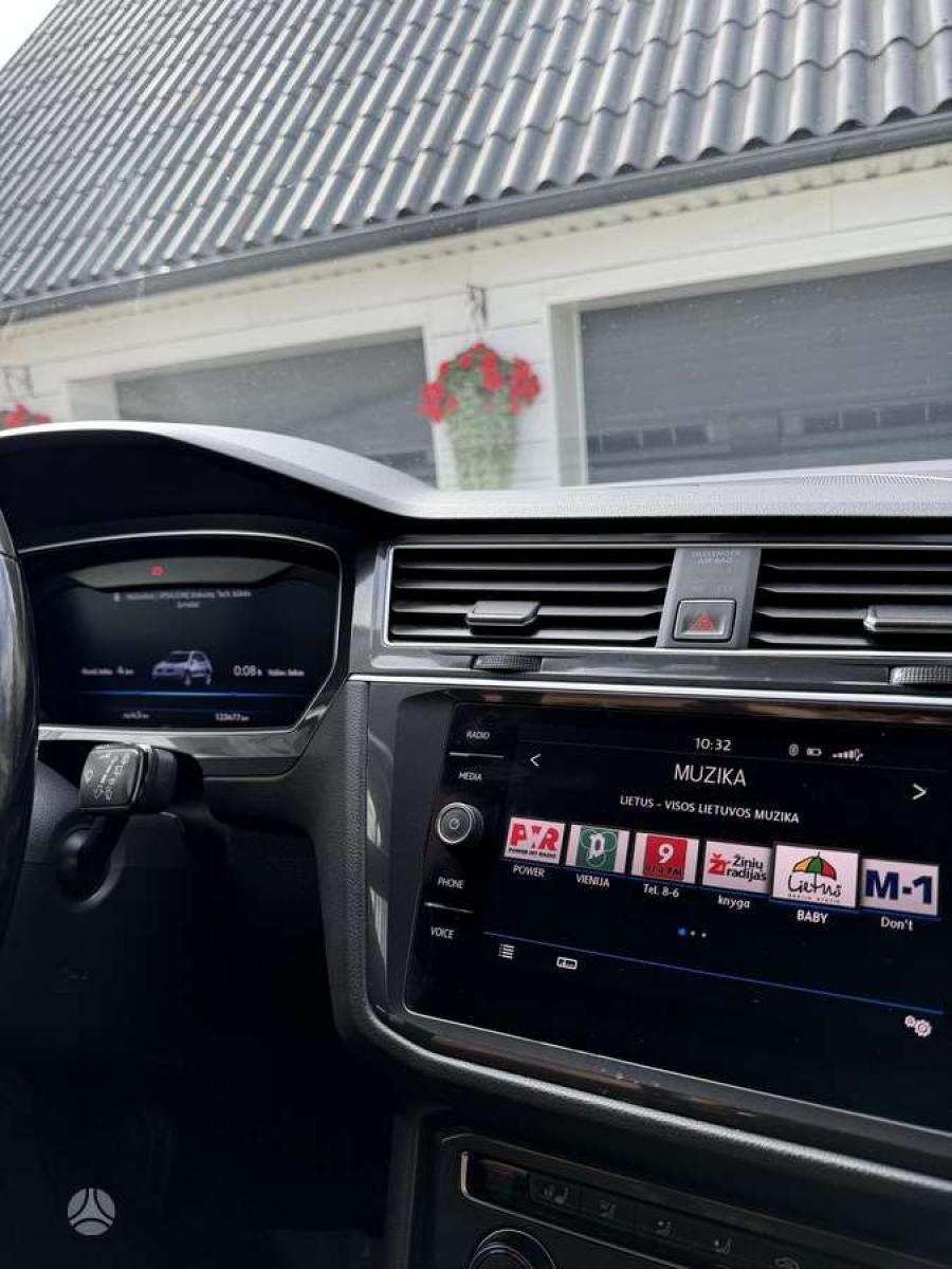 Balts Volkswagen Tiguan 2017 Biržai, ar dzinēja tilpumu 1.97 L un nobraukumu 12 tūkst. km par 16900 €, foto 5 vietnē AUTOMOTO.COM.LV
