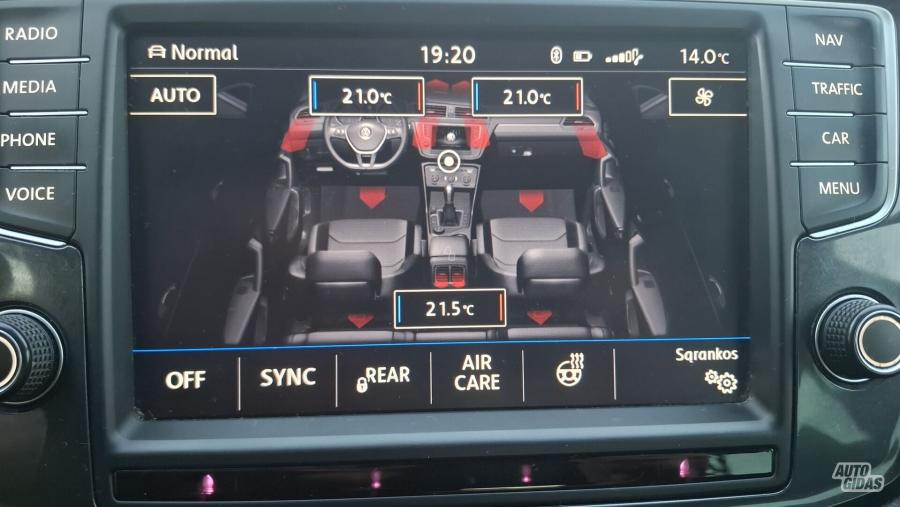 White Volkswagen Tiguan 2017 in Vilnius, with an engine capacity of 2.00 L and mileage of 500 thousand km for 8500 €, photo 18 on AUTOMOTO.COM.LV