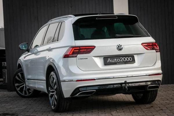Volkswagen Tiguan 2017 in Tukums on AUTOMOTO.COM.LV White Volkswagen Tiguan 2017 in Tukums, with an engine capacity of 2.00 L and mileage of 225 thousand km for 17990 β¬, photo 5 on AUTOMOTO.COM.LV