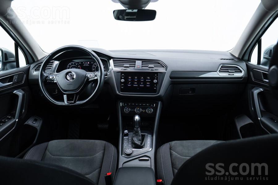 Balts Volkswagen Tiguan 2018 Rīga, ar dzinēja tilpumu 2.00 L un nobraukumu 82 tūkst. km par 15200 €, foto 11 vietnē AUTOMOTO.COM.LV