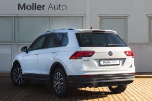 White Volkswagen Tiguan 2018 in Ventspils, with an engine capacity of 1.40 L and mileage of 148 thousand km for 17100 €, photo 3 on AUTOMOTO.COM.LV