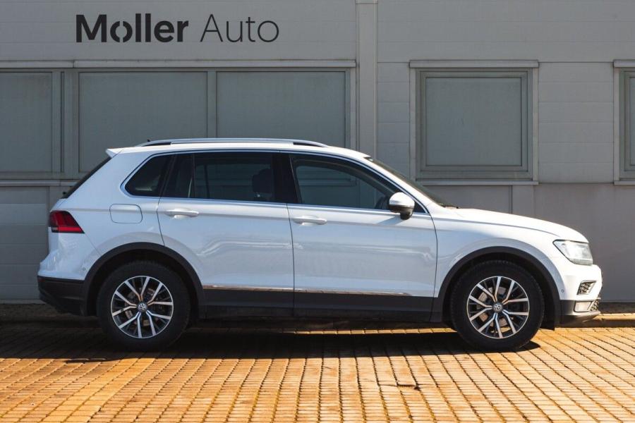 White Volkswagen Tiguan 2018 in Ventspils, with an engine capacity of 1.40 L and mileage of 148 thousand km for 17100 €, photo 6 on AUTOMOTO.COM.LV