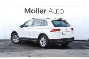 Balts Volkswagen Tiguan 2018 Rīga, ar dzinēja tilpumu 2.00 L un nobraukumu 138 tūkst. km par 17500 €, foto 3 vietnē AUTOMOTO.COM.LV