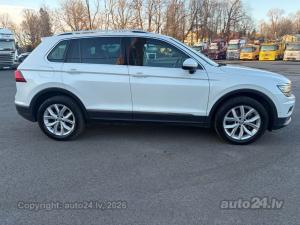 White Volkswagen Tiguan 2018 in Tallinn, with an engine capacity of 2.00 L and mileage of 115 thousand km for 18500 €, photo 4 on AUTOMOTO.COM.LV