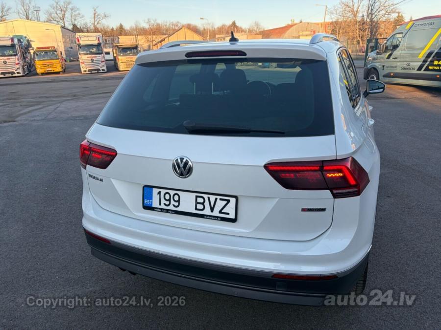 White Volkswagen Tiguan 2018 in Tallinn, with an engine capacity of 2.00 L and mileage of 115 thousand km for 18500 €, photo 6 on AUTOMOTO.COM.LV