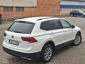 White Volkswagen Tiguan 2018 in Silute, with an engine capacity of 2.00 L and mileage of 132 thousand km for 9999 €, photo 3 on AUTOMOTO.COM.LV