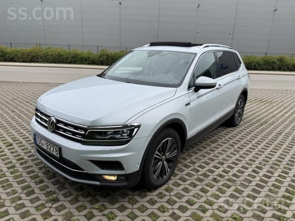 Balts Volkswagen Tiguan 2018 Rīga, ar dzinēja tilpumu 2.00 L un nobraukumu 226 tūkst. km par 16900 €, foto 1 vietnē AUTOMOTO.COM.LV