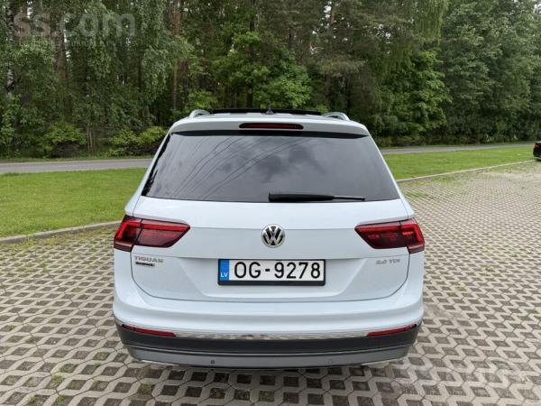 Balts Volkswagen Tiguan 2018 Rīga, ar dzinēja tilpumu 2.00 L un nobraukumu 226 tūkst. km par 16900 €, foto 7 vietnē AUTOMOTO.COM.LV