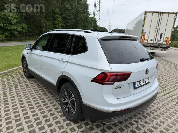 Balts Volkswagen Tiguan 2018 Rīga, ar dzinēja tilpumu 2.00 L un nobraukumu 226 tūkst. km par 16900 €, foto 8 vietnē AUTOMOTO.COM.LV