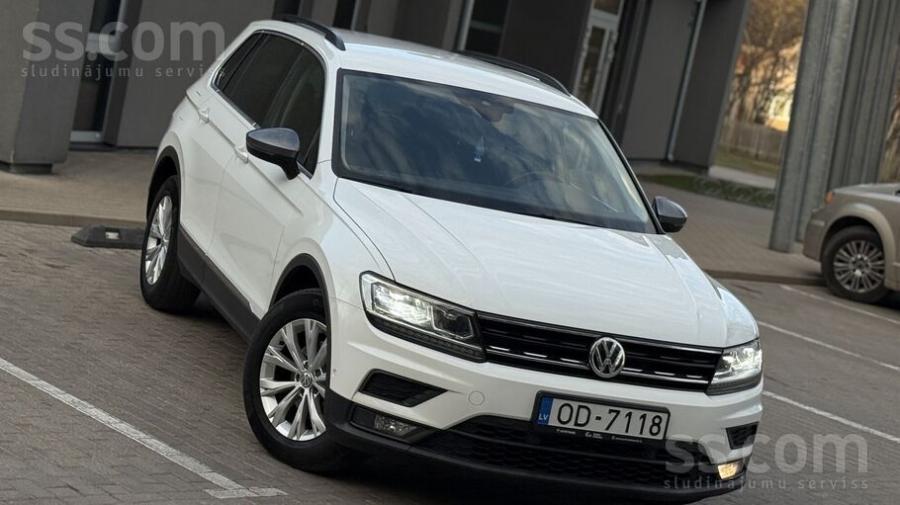 White Volkswagen Tiguan 2018 in Jurmala, with an engine capacity of 2.00 L and mileage of 0 thousand km for 14950 €, photo 3 on AUTOMOTO.COM.LV