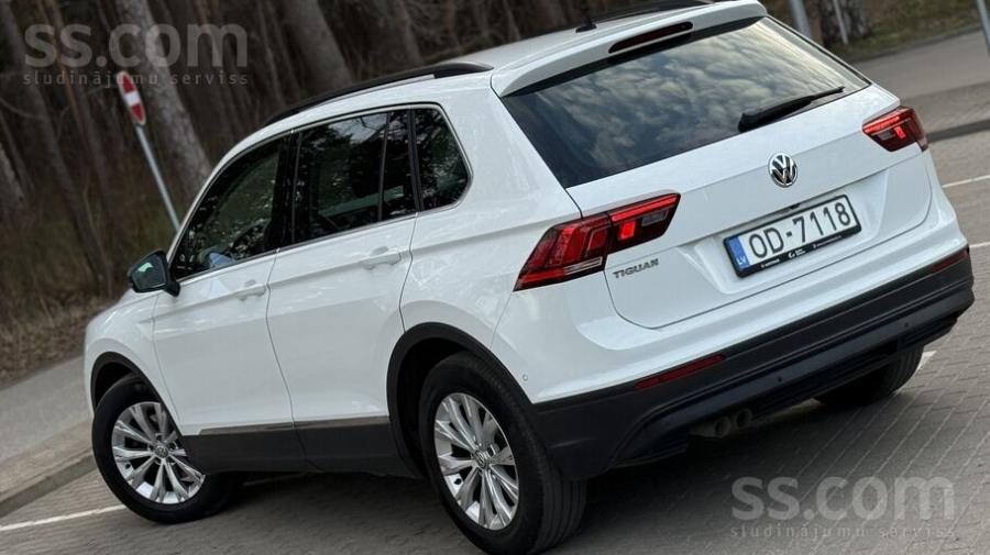 White Volkswagen Tiguan 2018 in Jurmala, with an engine capacity of 2.00 L and mileage of 0 thousand km for 14950 €, photo 14 on AUTOMOTO.COM.LV
