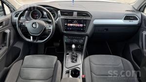 White Volkswagen Tiguan 2018 in Jurmala, with an engine capacity of 2.00 L and mileage of 0 thousand km for 14950 €, photo 26 on AUTOMOTO.COM.LV