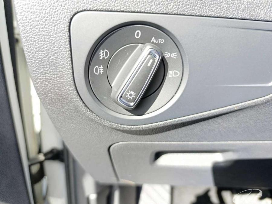Balts Volkswagen Tiguan 2018 Viļņa, ar dzinēja tilpumu 1.97 L un nobraukumu 96 tūkst. km par 19900 €, foto 20 vietnē AUTOMOTO.COM.LV