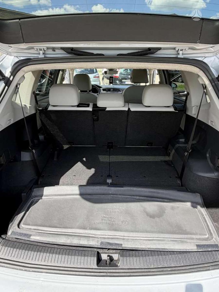 Balts Volkswagen Tiguan 2018 Plungė, ar dzinēja tilpumu 1.98 L un nobraukumu 200 tūkst. km par 16497 €, foto 11 vietnē AUTOMOTO.COM.LV