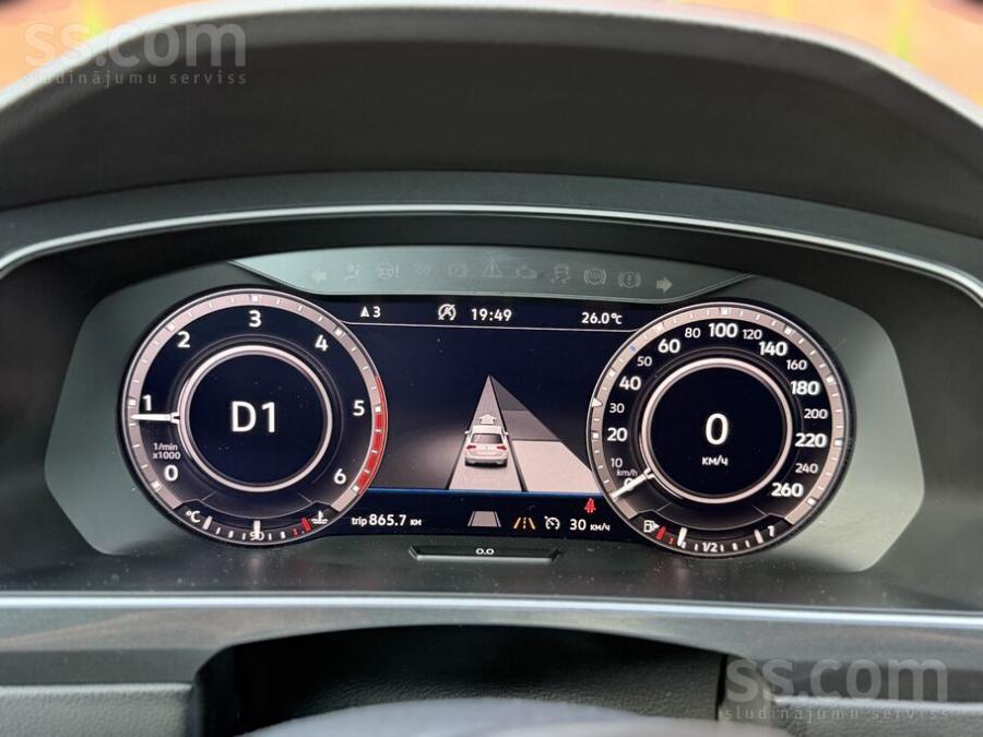 Balts Volkswagen Tiguan 2018 Rīga, ar dzinēja tilpumu 2.00 L un nobraukumu 147 tūkst. km par 19000 €, foto 24 vietnē AUTOMOTO.COM.LV