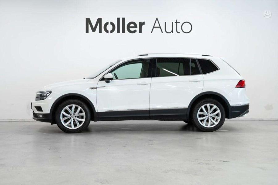 Balts Volkswagen Tiguan 2018 Viļņa, ar dzinēja tilpumu 2.00 L un nobraukumu 193 tūkst. km par 17500 €, foto 3 vietnē AUTOMOTO.COM.LV