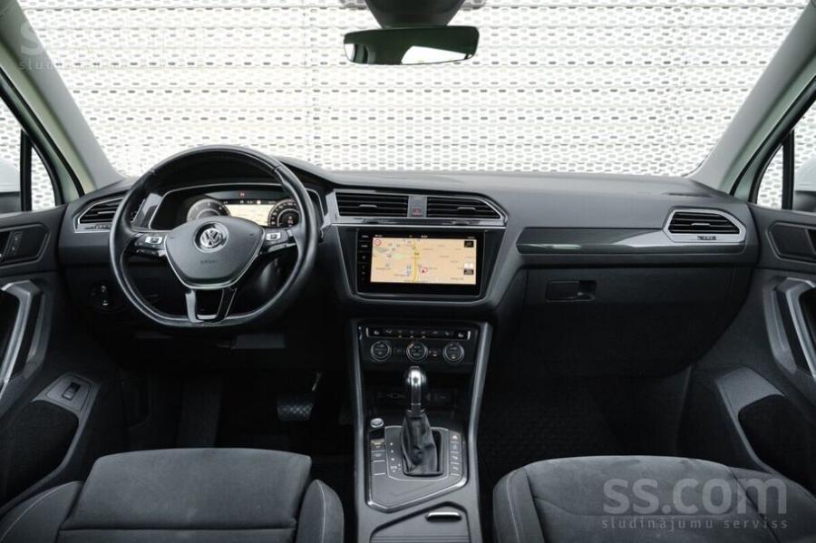 Balts Volkswagen Tiguan 2018 Rīga, ar dzinēja tilpumu 2.00 L un nobraukumu 151 tūkst. km par 18800 €, foto 8 vietnē AUTOMOTO.COM.LV