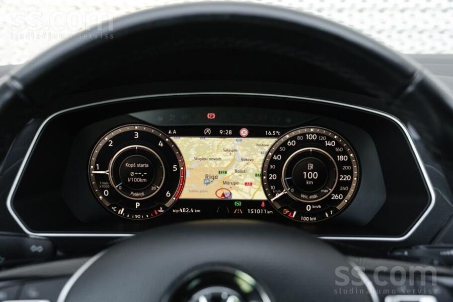 Balts Volkswagen Tiguan 2018 Rīga, ar dzinēja tilpumu 2.00 L un nobraukumu 151 tūkst. km par 18800 €, foto 14 vietnē AUTOMOTO.COM.LV