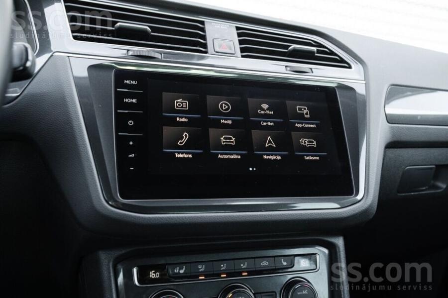 Balts Volkswagen Tiguan 2018 Rīga, ar dzinēja tilpumu 2.00 L un nobraukumu 151 tūkst. km par 18800 €, foto 18 vietnē AUTOMOTO.COM.LV