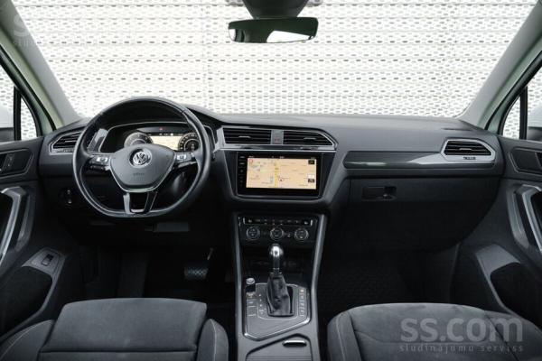 Volkswagen Tiguan 2018 Rīga vietnē Balts Volkswagen Tiguan 2018 Rīga, ar dzinēja tilpumu 2.00 L un nobraukumu 151 tūkst. km par 18800 €, foto 8 vietnē AUTOMOTO.COM.LV