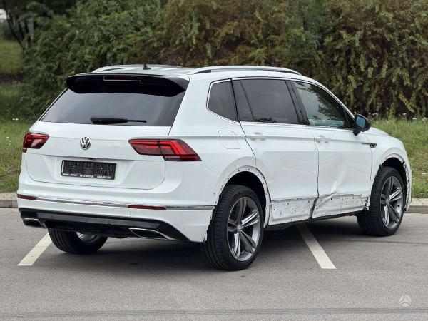 Balts Volkswagen Tiguan 2018 Kauņa, ar dzinēja tilpumu 1.97 L un nobraukumu 207 tūkst. km par 15600 €, foto 5 vietnē AUTOMOTO.COM.LV