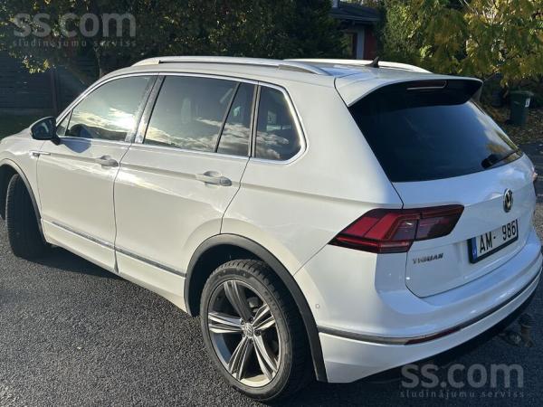 Volkswagen Tiguan 2018 Rīga vietnē Balts Volkswagen Tiguan 2018 Rīga, ar dzinēja tilpumu 2.00 L un nobraukumu 197 tūkst. km par 15500 €, foto 5 vietnē AUTOMOTO.COM.LV