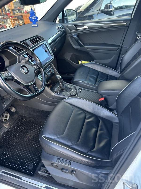 Volkswagen Tiguan 2018 Rīga vietnē Balts Volkswagen Tiguan 2018 Rīga, ar dzinēja tilpumu 2.00 L un nobraukumu 197 tūkst. km par 15500 €, foto 8 vietnē AUTOMOTO.COM.LV