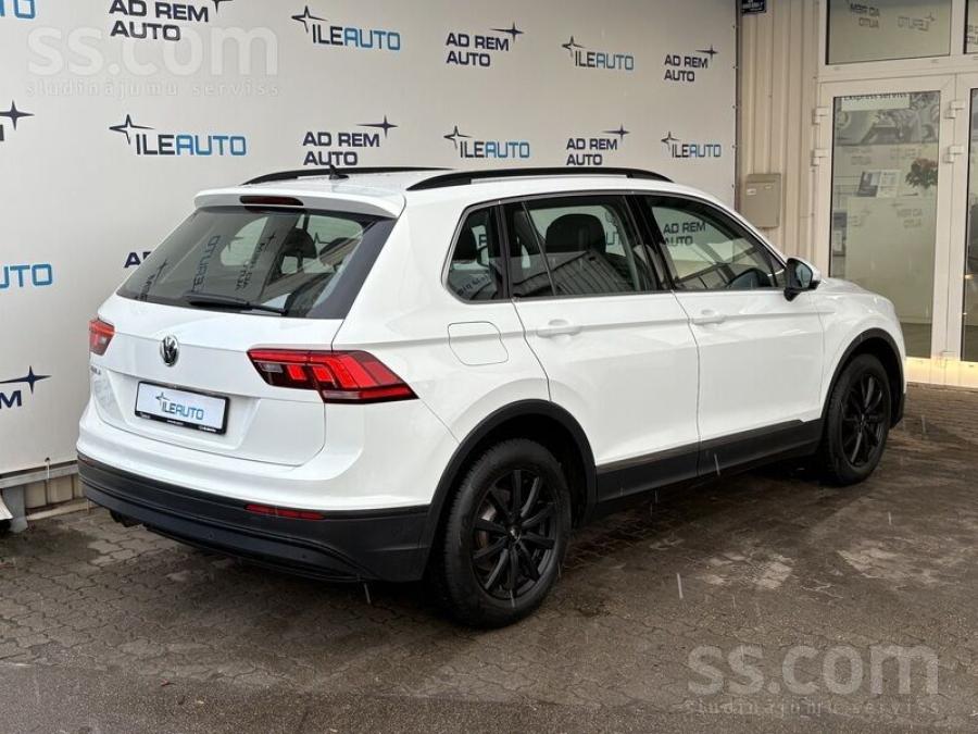 White Volkswagen Tiguan 2019 in Riga, with an engine capacity of 1.50 L and mileage of 118 thousand km for 18500 €, photo 4 on AUTOMOTO.COM.LV