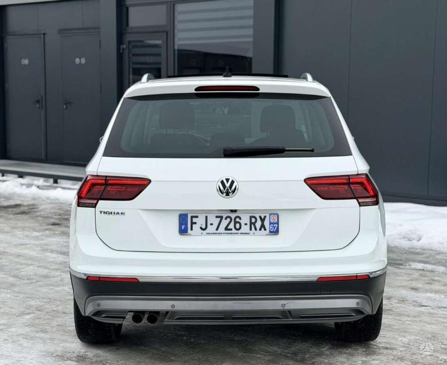 Balts Volkswagen Tiguan 2019 Tauragė, ar dzinēja tilpumu 2.00 L un nobraukumu 252 tūkst. km par 14400 €, foto 15 vietnē AUTOMOTO.COM.LV