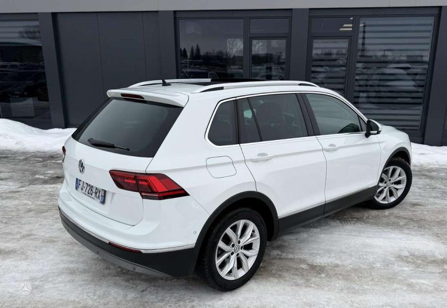 Balts Volkswagen Tiguan 2019 Tauragė, ar dzinēja tilpumu 2.00 L un nobraukumu 252 tūkst. km par 14400 €, foto 18 vietnē AUTOMOTO.COM.LV