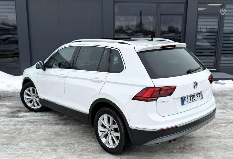 Balts Volkswagen Tiguan 2019 Tauragė, ar dzinēja tilpumu 2.00 L un nobraukumu 252 tūkst. km par 14400 €, foto 17 vietnē AUTOMOTO.COM.LV