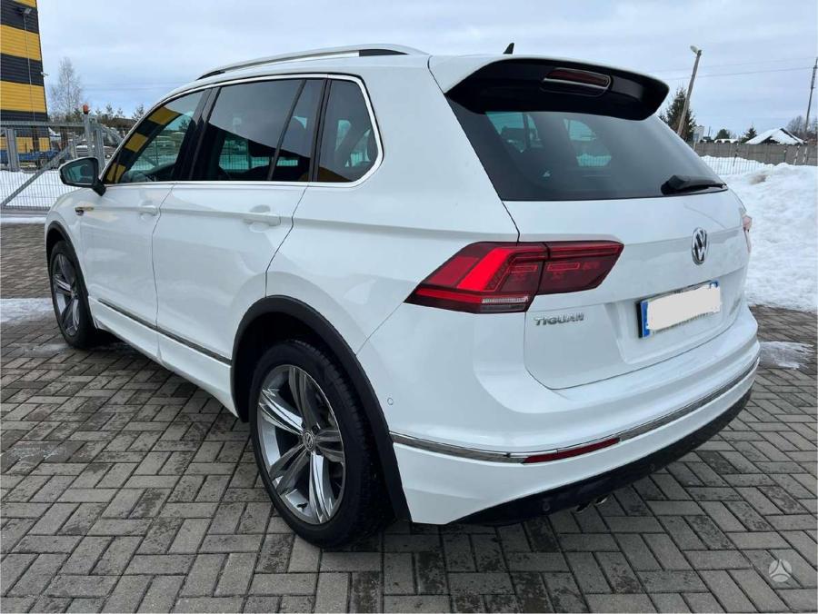 Balts Volkswagen Tiguan 2019 Tauragė, ar dzinēja tilpumu 1.97 L un nobraukumu 205 tūkst. km par 17700 €, foto 3 vietnē AUTOMOTO.COM.LV