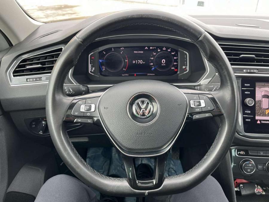 Balts Volkswagen Tiguan 2019 Tauragė, ar dzinēja tilpumu 1.97 L un nobraukumu 205 tūkst. km par 17700 €, foto 19 vietnē AUTOMOTO.COM.LV