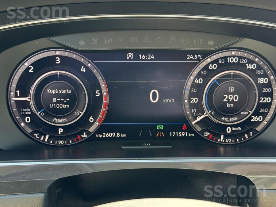 White Volkswagen Tiguan 2019 in Riga, with an engine capacity of 2.00 L and mileage of 171 thousand km for 19500 €, photo 13 on AUTOMOTO.COM.LV