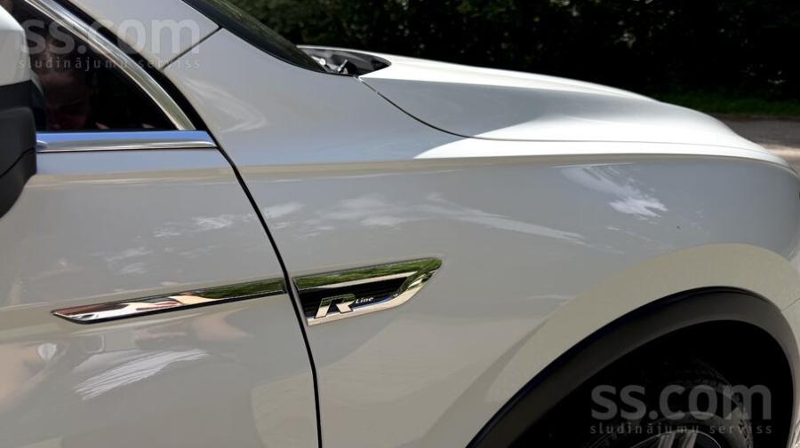 Balts Volkswagen Tiguan 2019 Rīga, ar dzinēja tilpumu 2.00 L un nobraukumu 161 tūkst. km par 21900 €, foto 7 vietnē AUTOMOTO.COM.LV