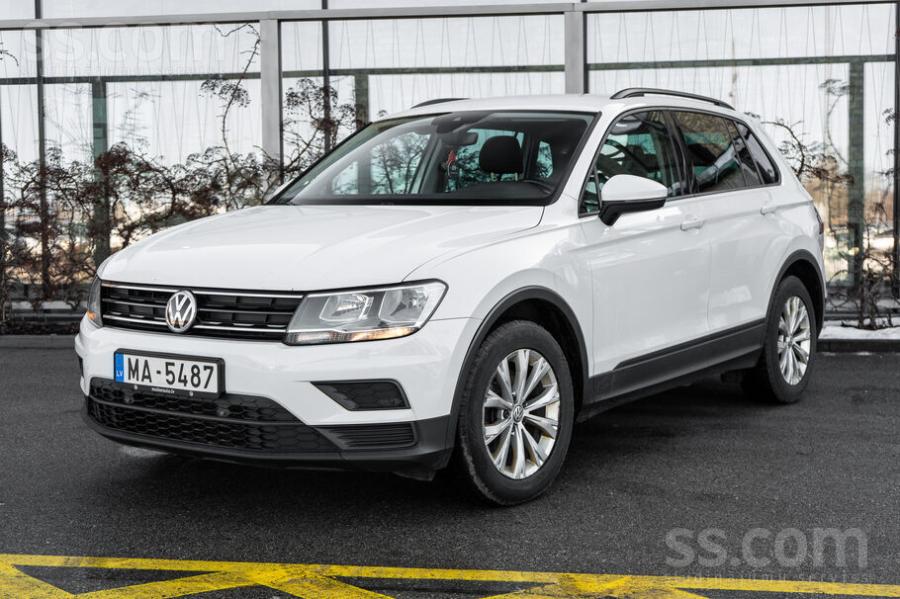 White Volkswagen Tiguan 2019 in Riga, with an engine capacity of 2.00 L and mileage of 195 thousand km for 13000 €, photo 4 on AUTOMOTO.COM.LV