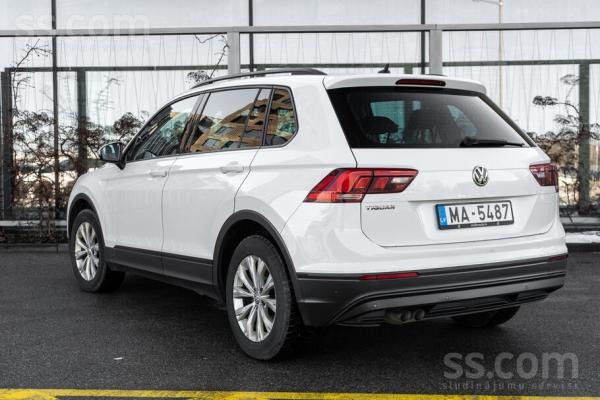 Balts Volkswagen Tiguan 2019 Rīga, ar dzinēja tilpumu 2.00 L un nobraukumu 195 tūkst. km par 13000 €, foto 4 vietnē AUTOMOTO.COM.LV