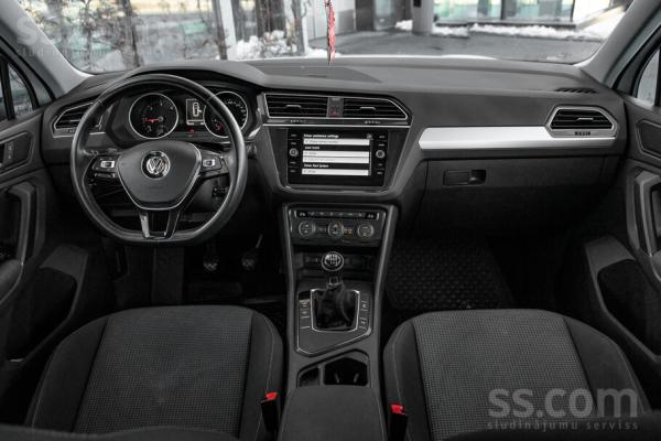 Balts Volkswagen Tiguan 2019 Rīga, ar dzinēja tilpumu 2.00 L un nobraukumu 195 tūkst. km par 13000 €, foto 7 vietnē AUTOMOTO.COM.LV