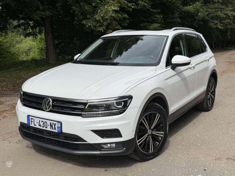 White Volkswagen Tiguan 2019 in Taurage, with an engine capacity of 2.00 L and mileage of 278 thousand km for 15500 €, photo 1 on AUTOMOTO.COM.LV