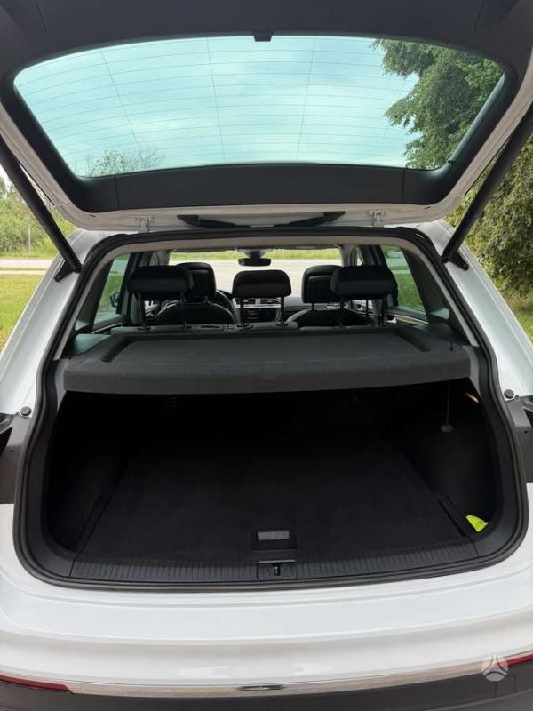 White Volkswagen Tiguan 2019 in Taurage, with an engine capacity of 2.00 L and mileage of 278 thousand km for 15500 €, photo 9 on AUTOMOTO.COM.LV